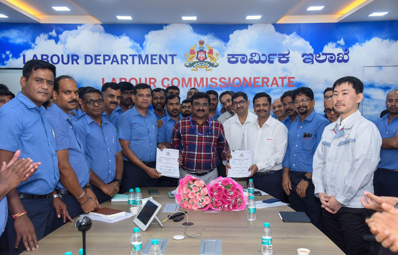 Toyota Kirloskar Motor & TKM-Employees Union Reaffirm Commitment to ...